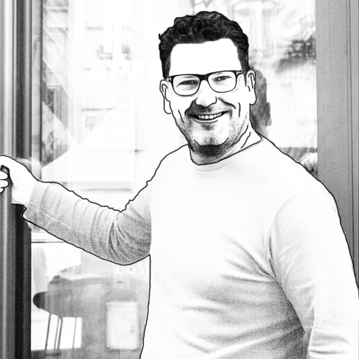 The Fig Negroni: the signature aperitif cocktail at Aperture, Montpellier