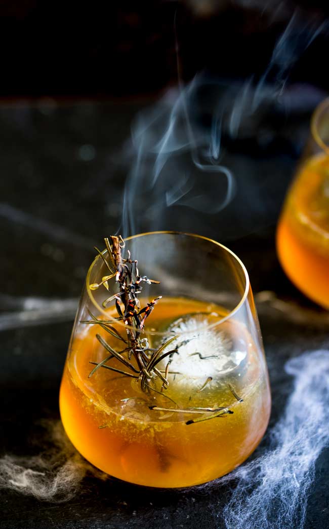 Five Good Recipes for Spooky Halloween Cocktails