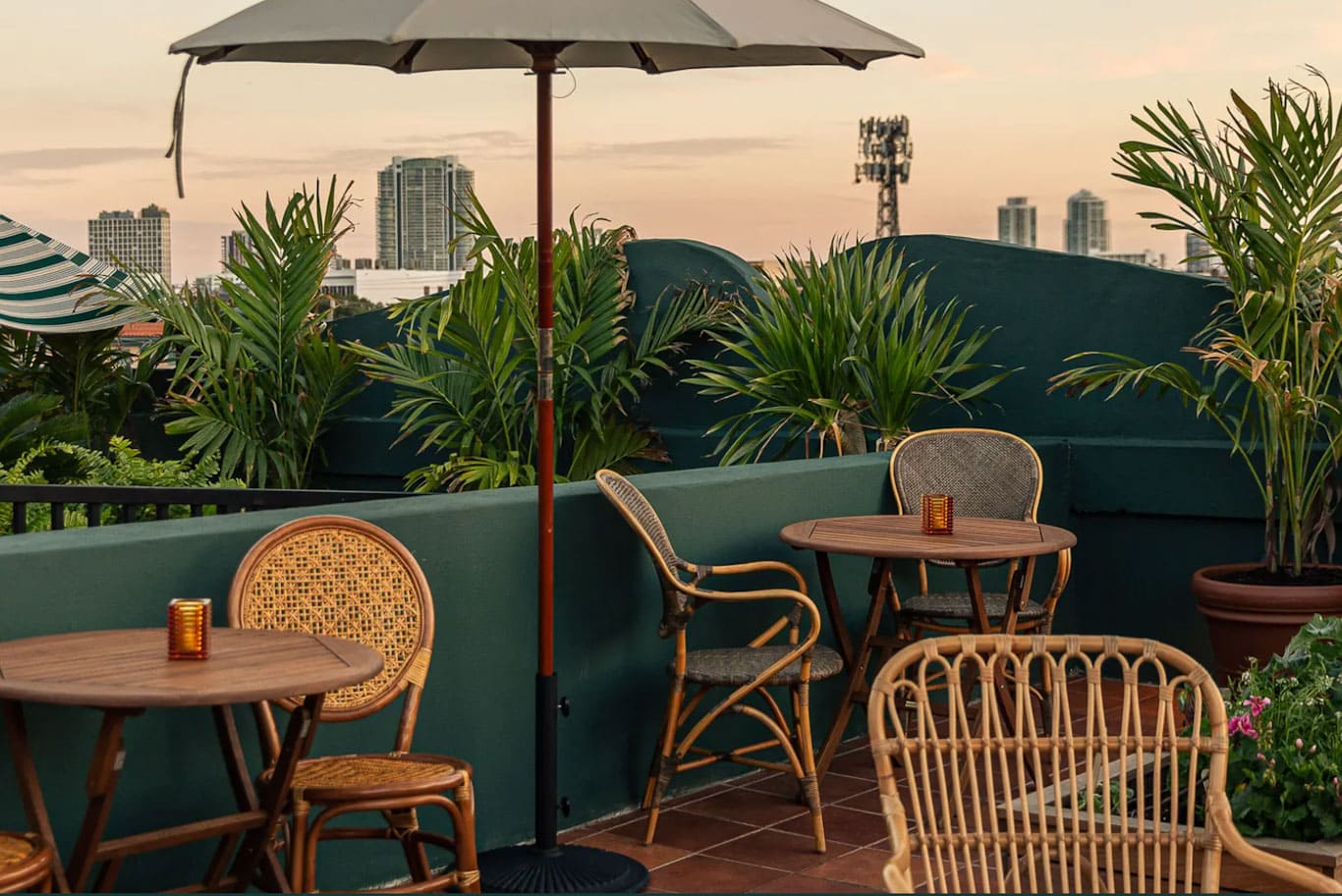The best rooftop bars in Miami are here